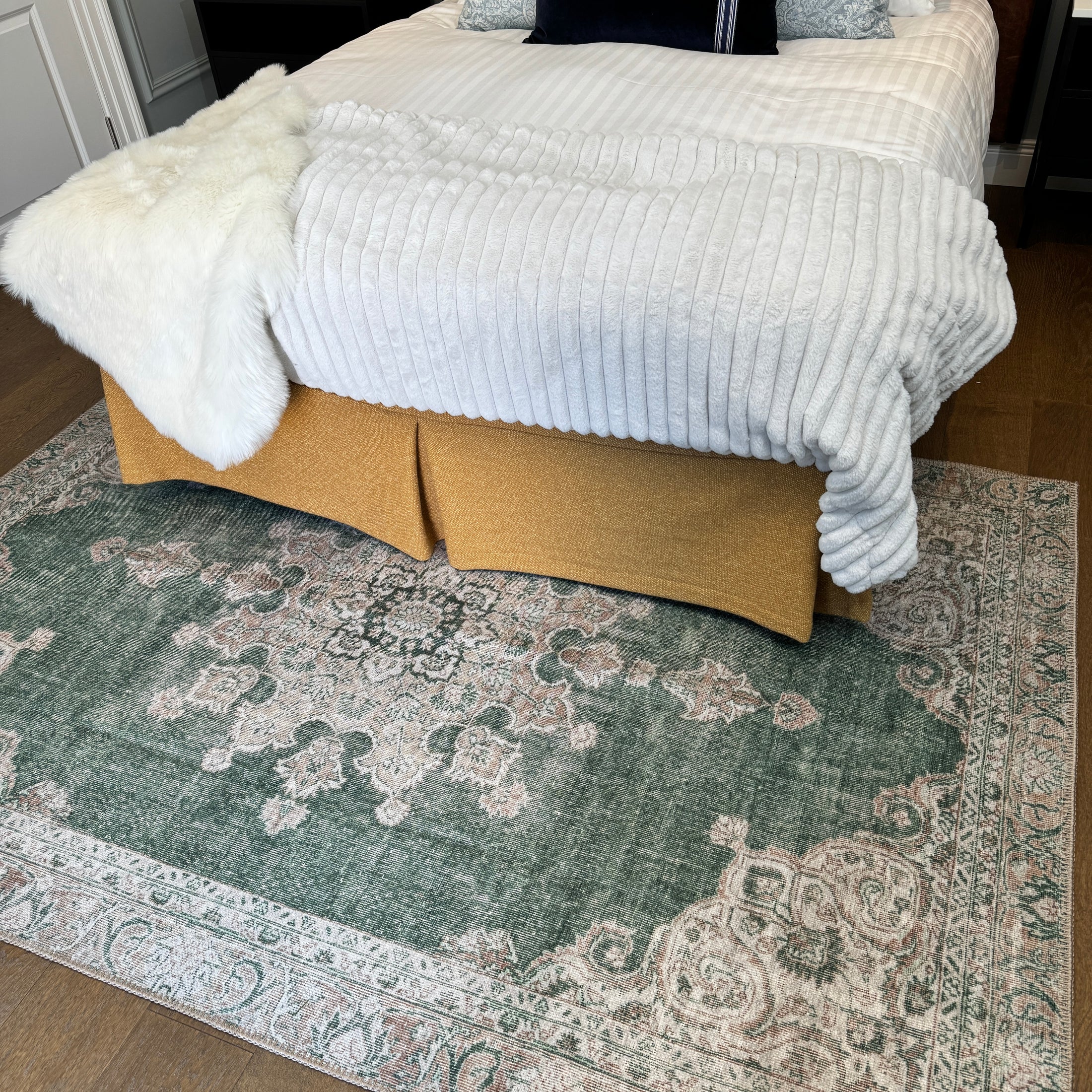 Flatwoven Washable Green Medallion Area Rug - Orion | Living Room Rugs ...