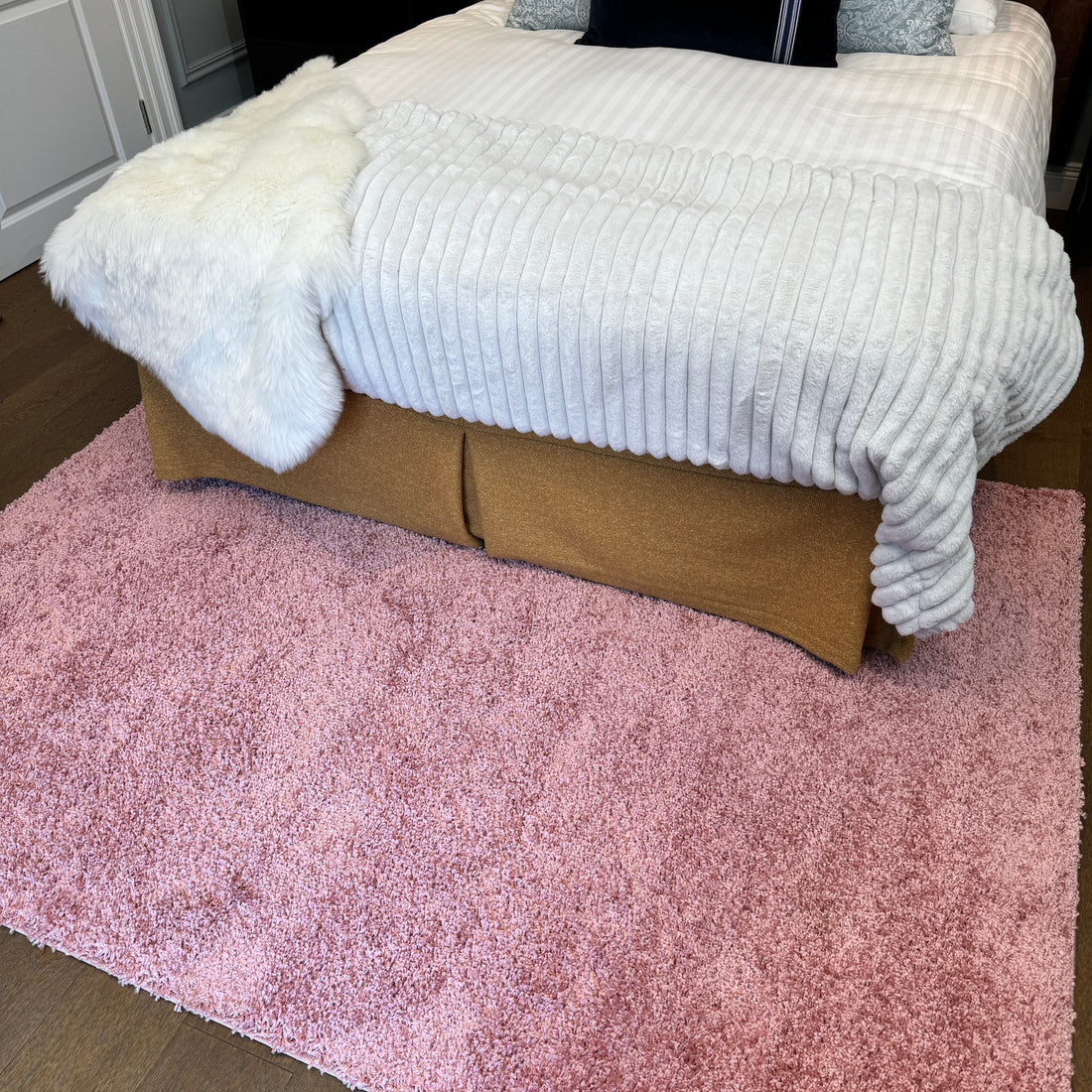 Blush Pink Shaggy Rug | Living Room Rugs | Kukoon Rugs Online