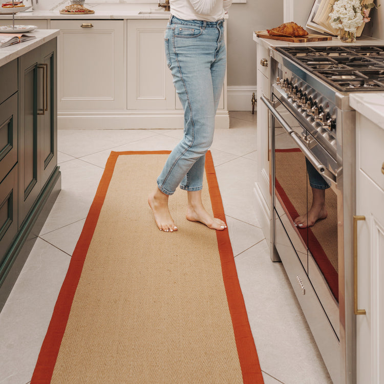 Terracotta Border Jute Rug - Juliette Rust | Living Room Rugs | Kukoon ...