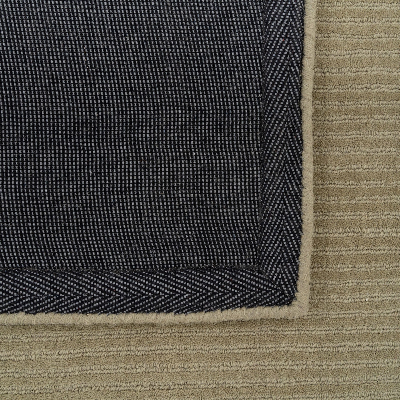Green Bordered Wool Rug - Olann Green | Living Room Rugs | Kukoon Rugs ...