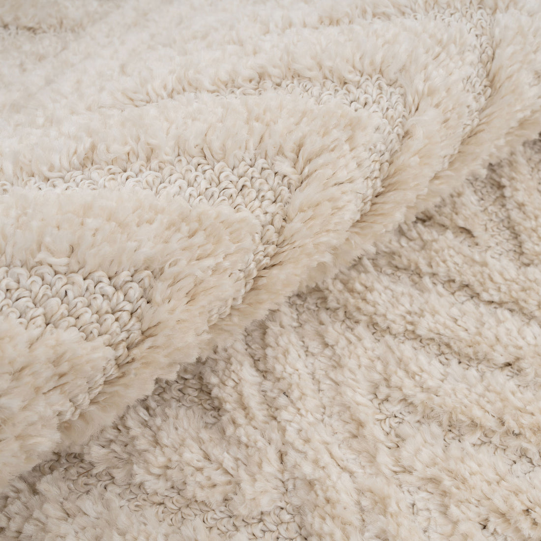 Warm White Chevron Rug - Sula | Living Room Rugs | Kukoon Rugs Online
